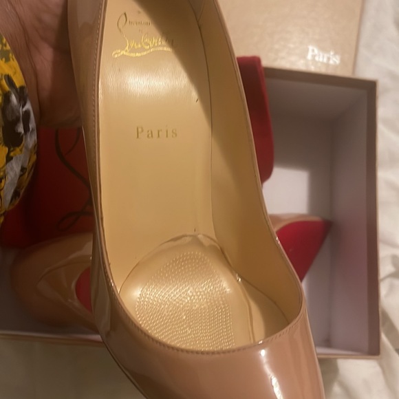 Christian Louboutin | Shoes | Christian Louboutin Red Bottom Shoei Just ...